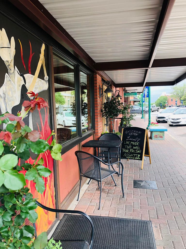 The Red Brick Tavern - Lake Conroe